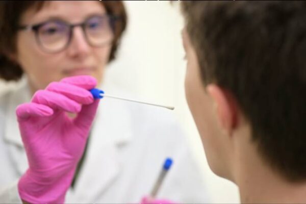 Prueba Serológica: Qué detecta, cómo funciona y aplicaciones